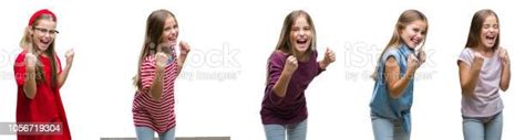 매우 행복 하 고 흥분 팔 제기 웃 고 성공을 위한 비명 우승자 제스처를 하 고 격리 된 배경 위에 젊은 아름 다운 어린 소녀 아이 콜라주 축 하 개념입니다 구도에 대한