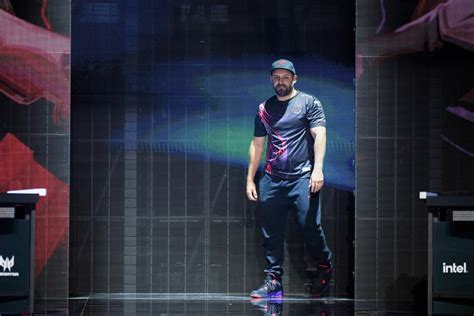 Sheep Esports Sources T1 Esports Academys Midlaner Poby Set To Join