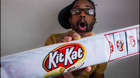 Asmr Eating White Chocolate Kit Kat Candy Asmr Ty Youtube