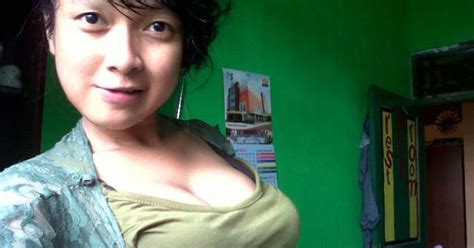 Kumpulan Cewek Toge Toket Gede Alias Toket Brutal