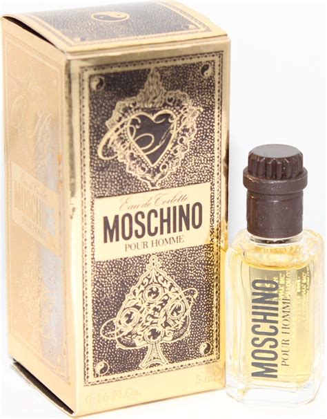 Moschino pour Homme 1991 - отзывы, купить мужские духи в интернет ...