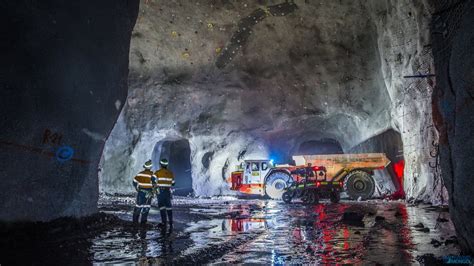 Оюу толгой ХХК гүний уурхайн Панел 1 хэсгийн бүтээн байгуулалтаа зогсоолоо