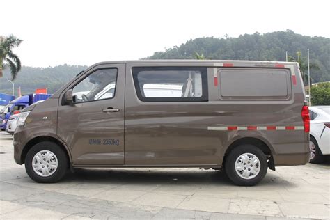 图长安轻型车 睿行M80 2018款 舒适型 109马力 4座 1 5L平顶背掀门封闭货车 实拍图片 733428 卡车之家
