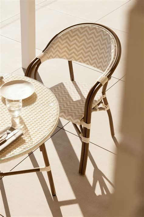 Pack De 2 Chaises De Jardin Empilables Avec Accoudoirs En Aluminium