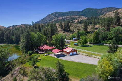 Home For Sale In Twisp 957 C Twisp Carlton Road Twisp Wa 98856