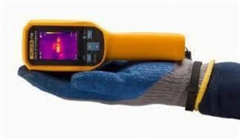 Fluke VT06 Visual IR Thermometer 5 DegreeC At 48800 Piece In Mumbai
