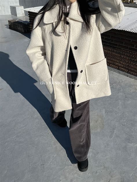 당일🚀best 베니스 울 부클 하프 미디 코트 3c 에이블리