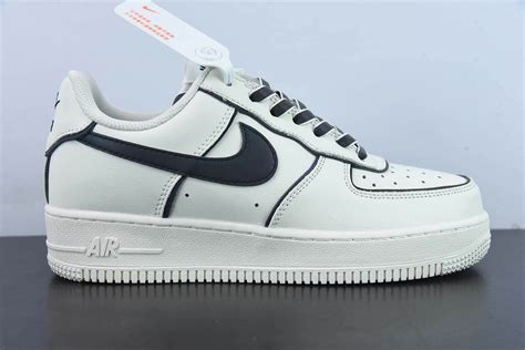 耐克nike Air Force 1 07 Low 米黑炫彩 夜魔侠”空军一号低帮运动休闲板鞋纯原版本 货号：bq0086 365 莆田纯原鞋社区
