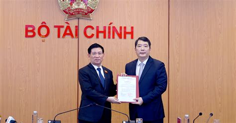 Ng Cao Anh Tu N Gi Ch C Th Tr Ng B T I Ch Nh