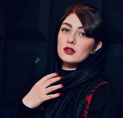 صفرتا صد بیوگرافی الیکا ناصری عکس های شخصی