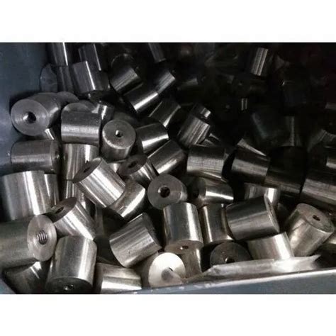 Round Stainless Steel Solid Glass Stud At ₹ 60piece In Vadodara Id