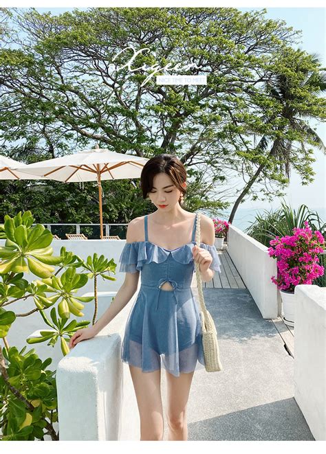 New Jumpsuit Female Korean Wind Sexy Small Chest Gathers To Show Thin