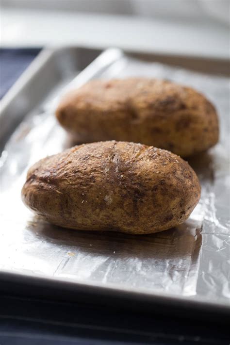 How Long Bake A Potato At 425 Bake Potatoes At 425 Crispy Smashed