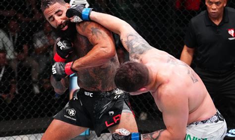 Novo Poatan Kickboxer nocauteia e estreia o pé direito no UFC Ag