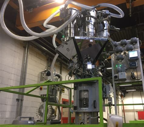 Piovan Q50 Batchblender On Injectionmolding Machine Piovan Easy3 Control System Cs Plastics