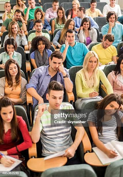 Crowded College Classroom Photos And Premium High Res Pictures Getty