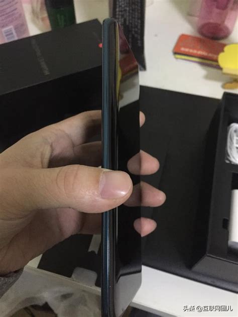 華為mate20pro開箱，拿到手上果然對得起安卓機皇二字 每日頭條