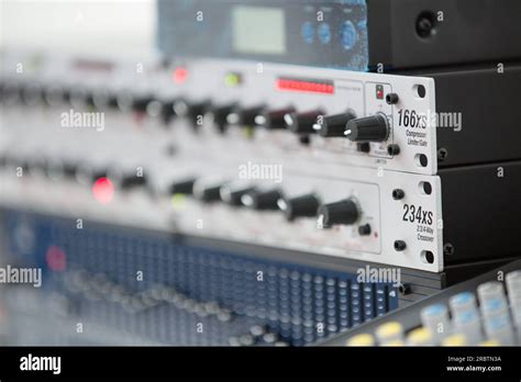Musical Instruments Visuals Piano Keyboards Audio Visuals Mixers Sound