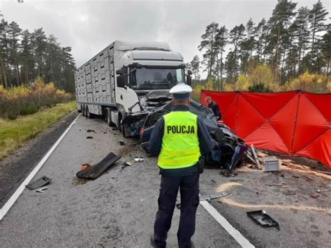 Trzy osoby zginęły w tragicznym wypadku w Zdrojach w pow kościerskim