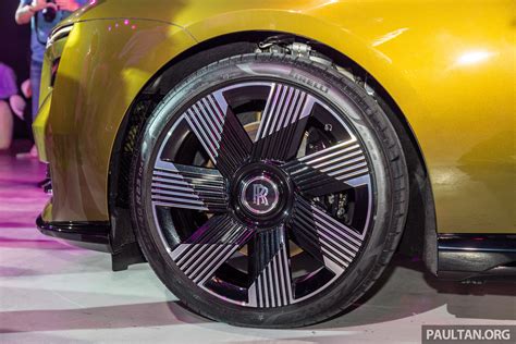 Rolls Royce Spectre 本地面市劳斯莱斯首款纯电双门四座轿跑 584 hp 900 Nm 580公里续航净车价