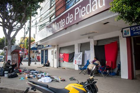 Trabajadores De Monte De Piedad En Huelga Enfrentan Condiciones