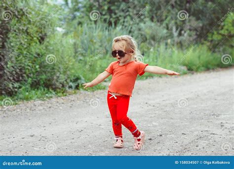 Foto De Meninas Dan Ando Fdplearn