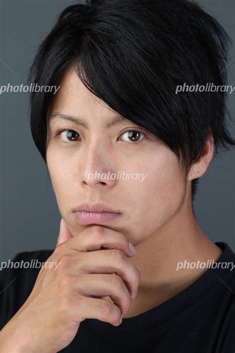 イケメン男子 顔アップ 正面 写真素材 2784170 フォトライブラリー photolibrary