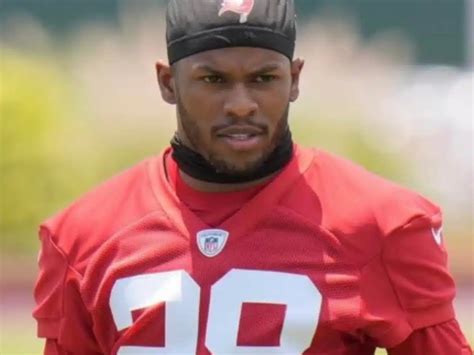 Shilo Sanders Goes Viral After Calling Out Dad Deions ‘cheap Christmas Ways Gridiron Heroics