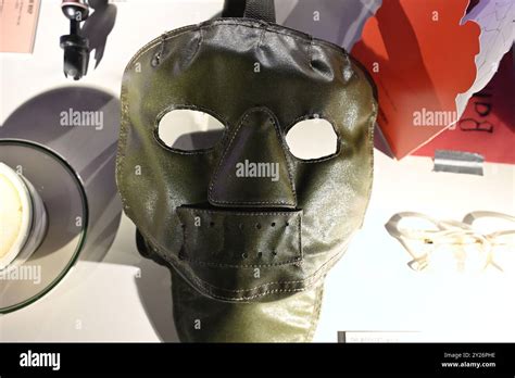 The Riddlers Mask As Used By Paul Dano As The Riddler The Batman