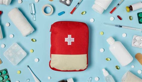 Jenis Obat Yang Perlu Dibawa Sebelum Berpergian Jauh