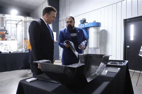 Manufacturing Usa Institute Iacmi Gets Doe Funding Renewal For Advanced Composites Manufacturing