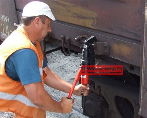 УГЗЛ-2,4-60 - Устройство для закрытия люков полувагонов автономное, от ...