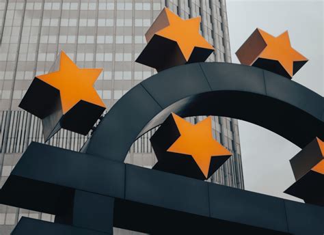 European Central Bank Raises Interest Rates Amidst Jittery Banking