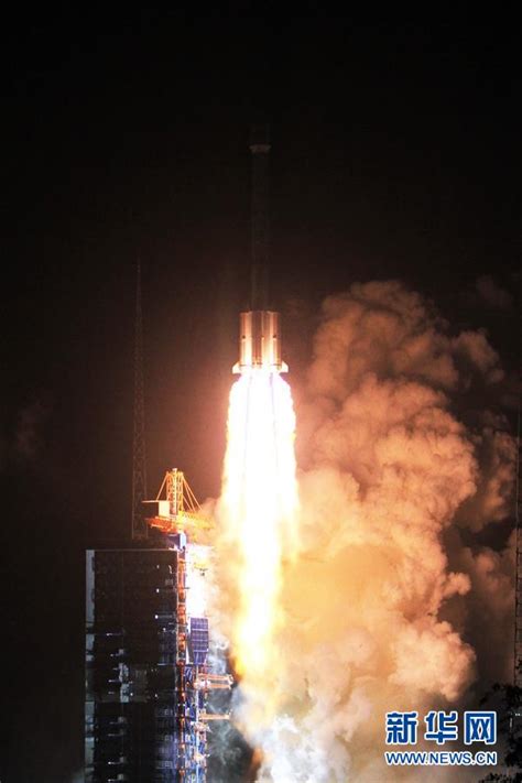 我国卫星移动通信系统首发星天通一号01星成功发射 组图 图片中国中国网