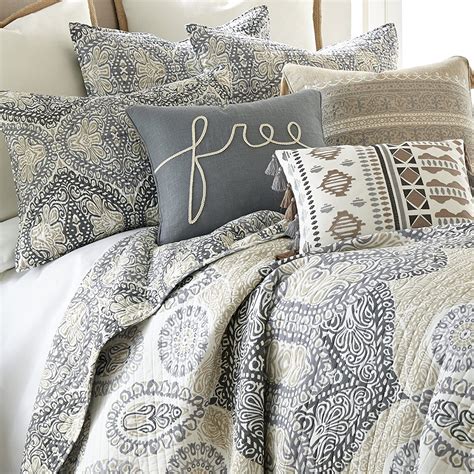Levtex Home Trevino King Cotton Quilt Set Bluetan Medallion