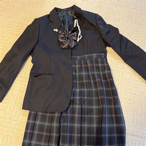 飛鳥未来高校制服 飛鳥未来 三幸学園 By メルカリ