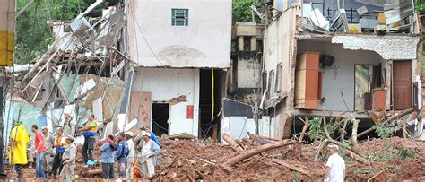 Em 2010 Brasil tinha 8 3 milhões de pessoas morando em áreas risco