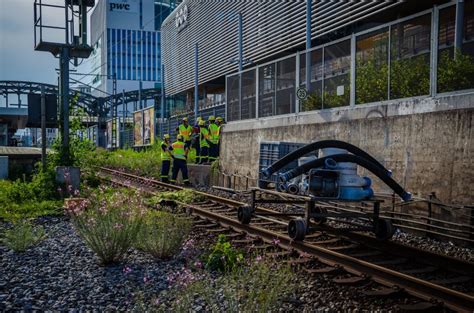 S Bahn Stammstrecke unter Wasser THW Ortsverband München Mitte