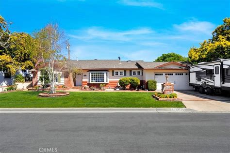 10461 Chapman Ave Garden Grove Ca 92840 ®