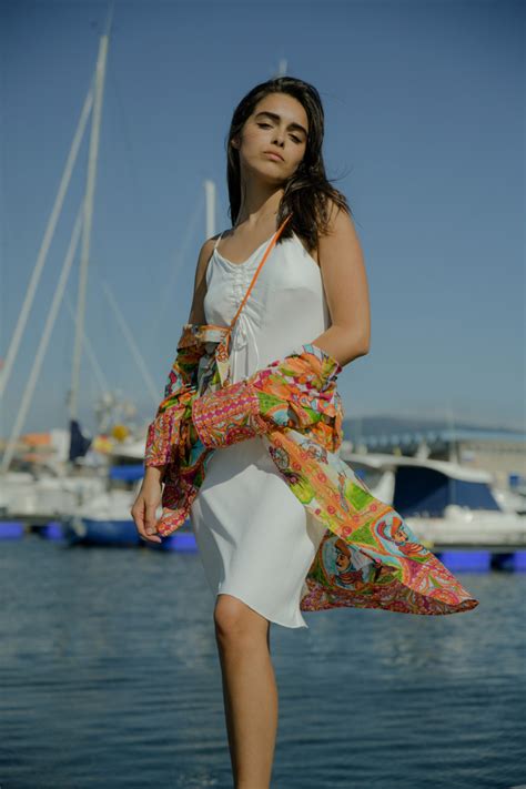 Vestido Raso Blanco De Tirantes