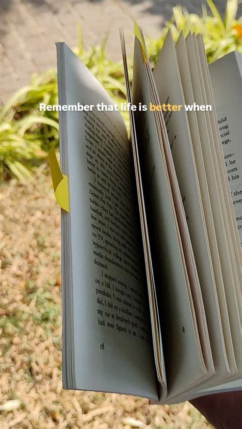 Itsyourgirlhere 🤍📚 Bookstagram Reels Newyear 2024