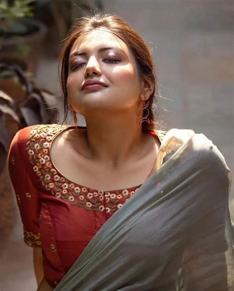 نسرین آنٹی On Twitter وہ جو اٹھاتے ہیں ہر وقت ناز و نخرے تحفے میں ان