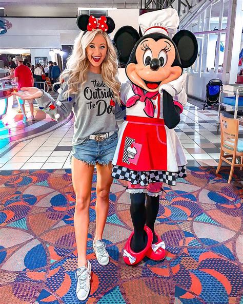 Think Outside The Dot Rhotgirlsatdisneyland