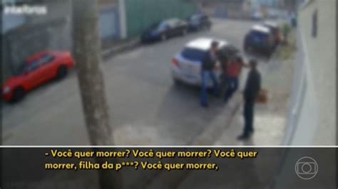 VÍDEO Homem atira durante assalto após render motorista de app e casal