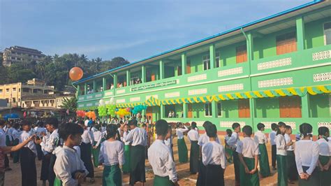 ကော့သောင်းမြို့တွင် အမှတ် ၃ အခြေခံပညာအလယ်တန်းကျောင်း၊ ကျောင်းဆောင်သစ်ဖ
