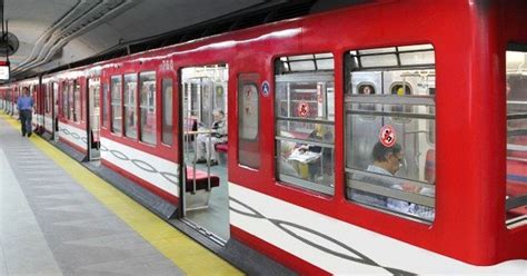 Subte Por Obras La Línea B No Funcionará Domingos Y Feriados