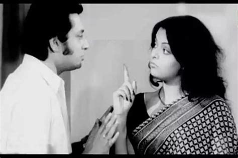 Mithu Mukherjee ঢলঢল নিটোল মুখ চোখে বিদ্যুৎ চাউনি অকালে হারিয়ে