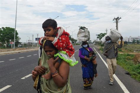 A Kolkata Puja Pandal Is Paying Tribute To Migrant Workers Because The