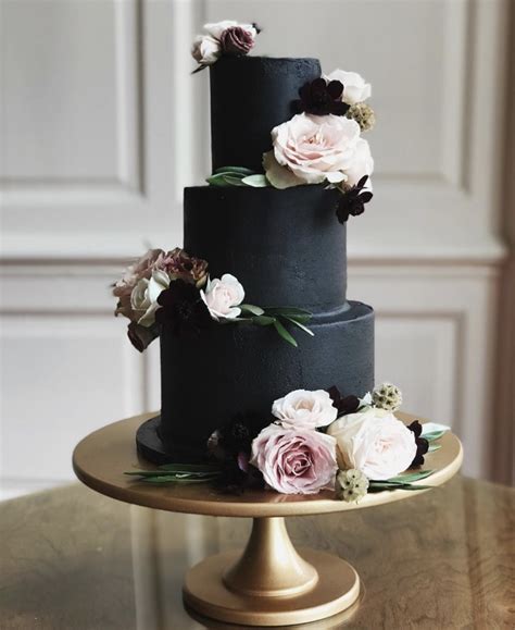 15 Unique Black Wedding Cakes Find Your Cake Inspiration
