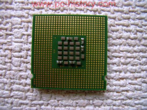 Intel Celeron D326 2.53 GHz 533 256k Socket LGA 775 SL7TU - Музей ...